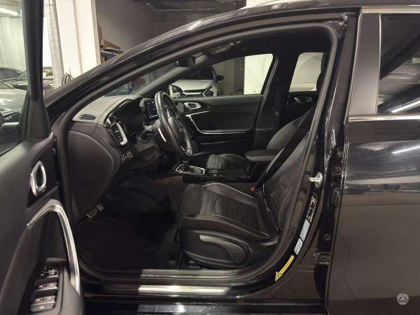 Melns Kia Ceed 2023 Viļņa, ar dzinēja tilpumu 1.48 L un nobraukumu 64 tūkst. km par 21900 €, foto 8 vietnē AUTOMOTO.COM.LV