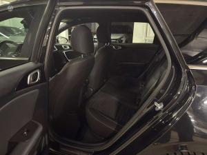 Black Kia Ceed 2023 in Vilnius, with an engine capacity of 1.48 L and mileage of 64 thousand km for 21900 €, photo 10 on AUTOMOTO.COM.LV