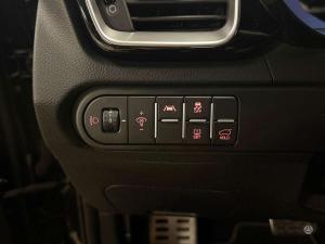 Black Kia Ceed 2023 in Vilnius, with an engine capacity of 1.48 L and mileage of 64 thousand km for 21900 €, photo 13 on AUTOMOTO.COM.LV