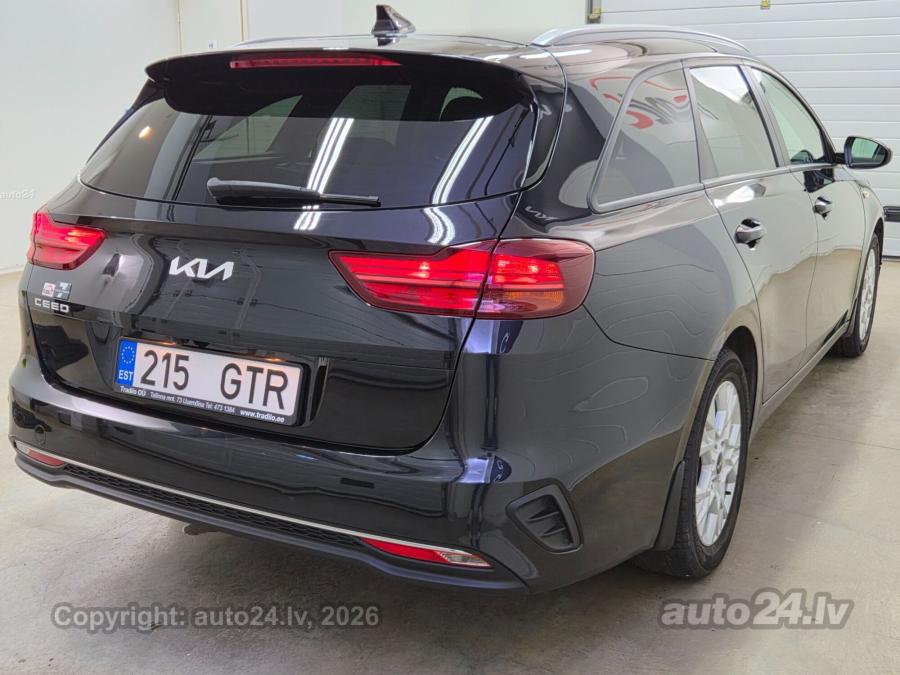 Melns Kia Ceed 2024 Hāpsalu, ar dzinēja tilpumu 1.50 L un nobraukumu 41 tūkst. km par 19999 €, foto 9 vietnē AUTOMOTO.COM.LV