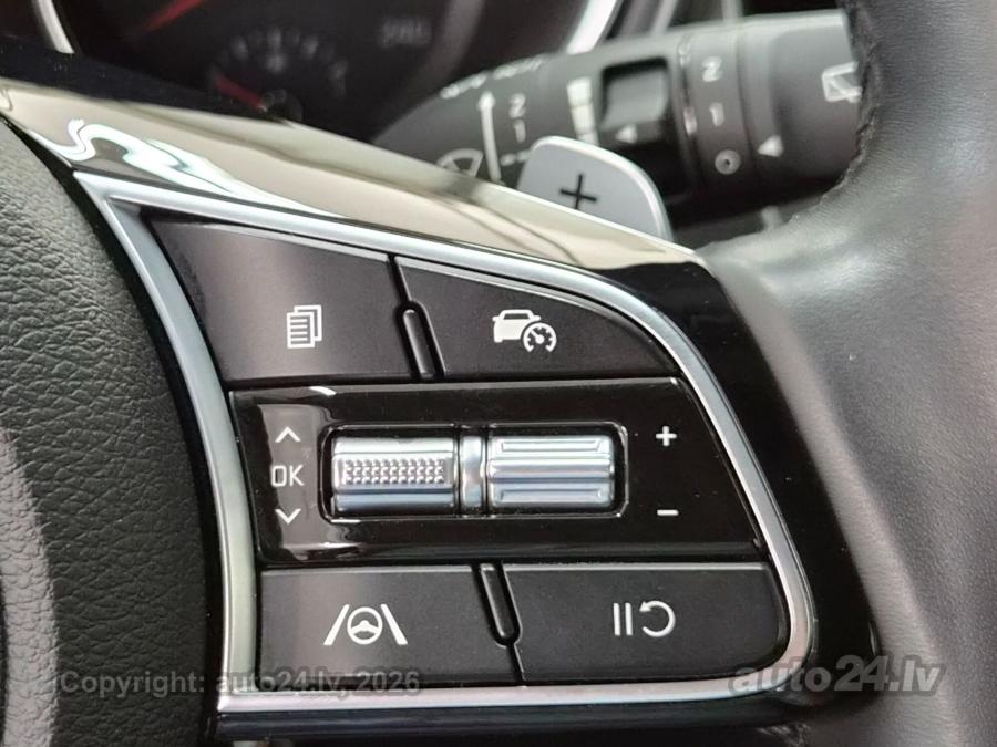 Melns Kia Ceed 2024 Hāpsalu, ar dzinēja tilpumu 1.50 L un nobraukumu 41 tūkst. km par 19999 €, foto 16 vietnē AUTOMOTO.COM.LV