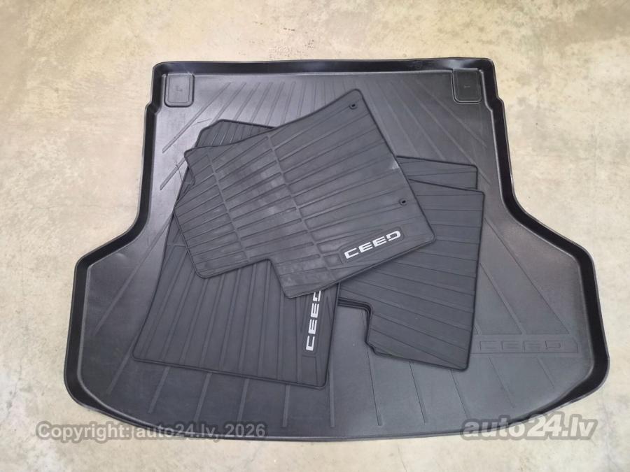 Melns Kia Ceed 2024 Hāpsalu, ar dzinēja tilpumu 1.50 L un nobraukumu 41 tūkst. km par 19999 €, foto 24 vietnē AUTOMOTO.COM.LV