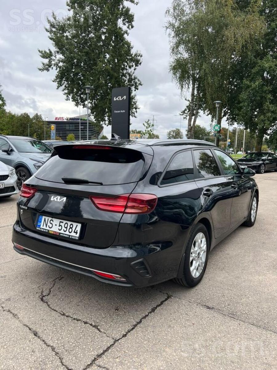 Melns Kia Ceed 2024 Rīga, ar dzinēja tilpumu 1.50 L un nobraukumu 64 tūkst. km par 17500 €, foto 6 vietnē AUTOMOTO.COM.LV