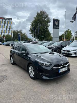 Melns Kia Ceed 2024 Rīga, ar dzinēja tilpumu 1.50 L un nobraukumu 64 tūkst. km par 17500 €, foto 8 vietnē AUTOMOTO.COM.LV