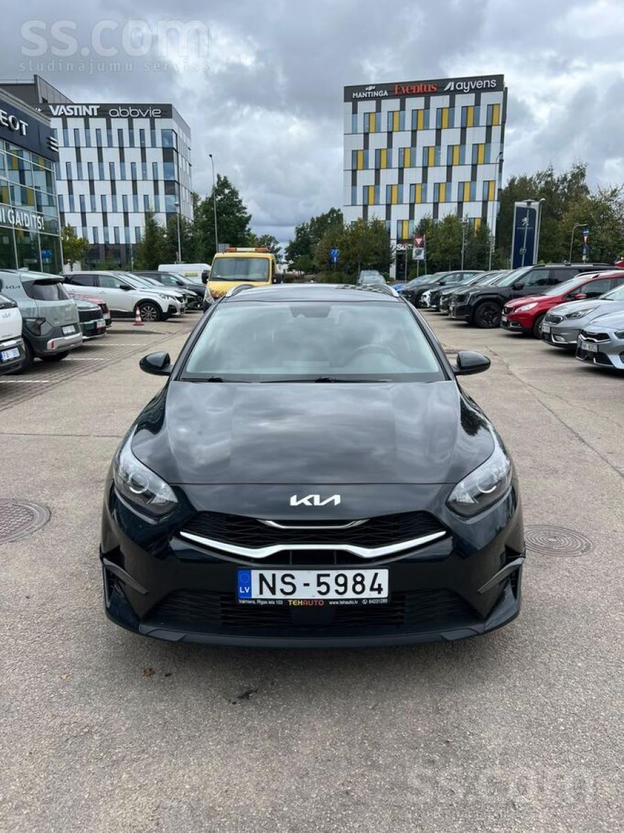 Melns Kia Ceed 2024 Rīga, ar dzinēja tilpumu 1.50 L un nobraukumu 64 tūkst. km par 17500 €, foto 9 vietnē AUTOMOTO.COM.LV