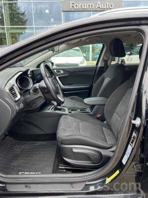 Melns Kia Ceed 2024 Rīga, ar dzinēja tilpumu 1.50 L un nobraukumu 64 tūkst. km par 17500 €, foto 13 vietnē AUTOMOTO.COM.LV
