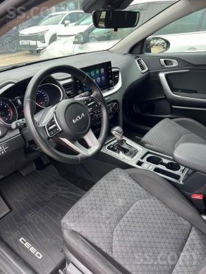 Melns Kia Ceed 2024 Rīga, ar dzinēja tilpumu 1.50 L un nobraukumu 64 tūkst. km par 17500 €, foto 14 vietnē AUTOMOTO.COM.LV