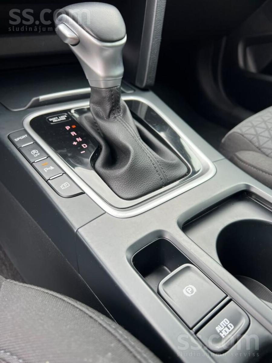 Melns Kia Ceed 2024 Rīga, ar dzinēja tilpumu 1.50 L un nobraukumu 64 tūkst. km par 17500 €, foto 25 vietnē AUTOMOTO.COM.LV