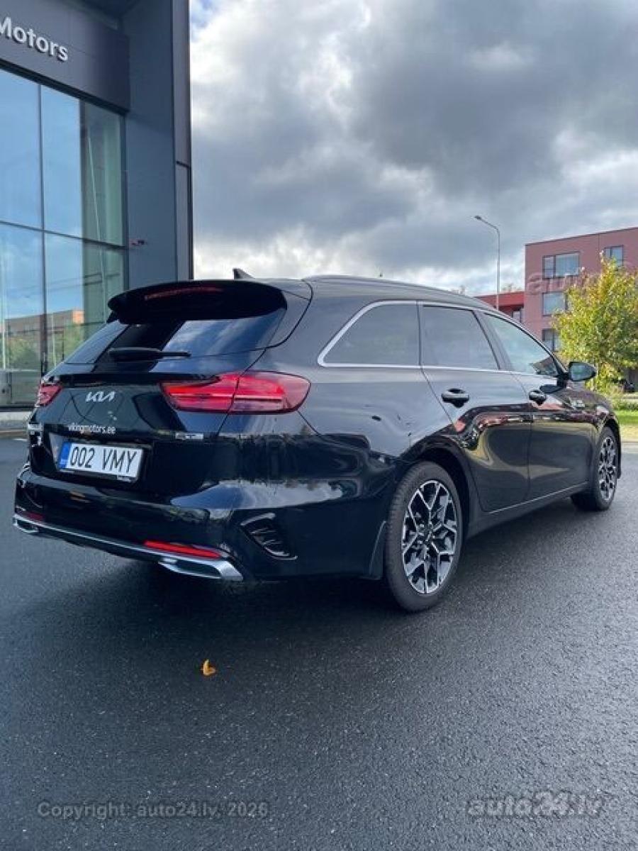 Black Kia Ceed 2026 in Tallinn, with an engine capacity of 1.50 L and mileage of 3 thousand km for 28900 €, photo 5 on AUTOMOTO.COM.LV