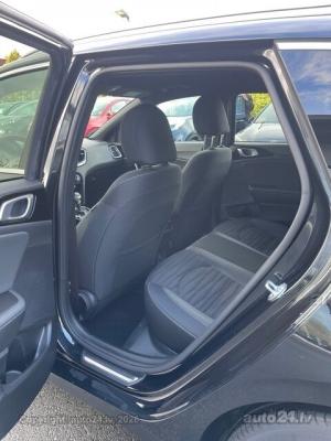 Black Kia Ceed 2026 in Tallinn, with an engine capacity of 1.50 L and mileage of 3 thousand km for 28900 €, photo 9 on AUTOMOTO.COM.LV