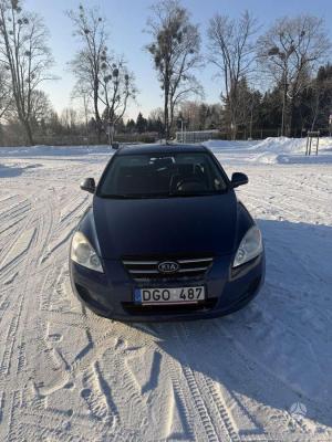 Zils Kia Ceed 2008 Kauņa, ar dzinēja tilpumu 1.40 L un nobraukumu 220 tūkst. km par 1450 €, foto 4 vietnē AUTOMOTO.COM.LV