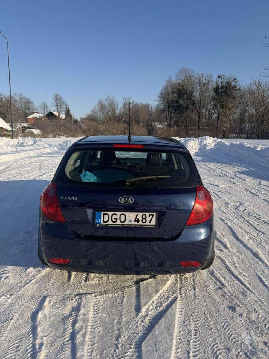 Zils Kia Ceed 2008 Kauņa, ar dzinēja tilpumu 1.40 L un nobraukumu 220 tūkst. km par 1450 €, foto 10 vietnē AUTOMOTO.COM.LV
