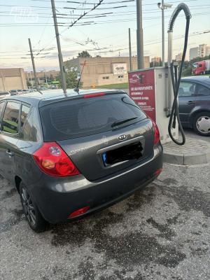 Blue Kia Ceed 2009 in Kaunas, with an engine capacity of 1.40 L and mileage of 228 thousand km for 1250 €, photo 2 on AUTOMOTO.COM.LV