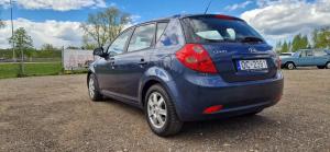 Blue Kia Ceed 2009 in Daugavpils, with an engine capacity of 1.60 L and mileage of 286 thousand km for 2250 €, photo 4 on AUTOMOTO.COM.LV