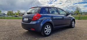 Blue Kia Ceed 2009 in Daugavpils, with an engine capacity of 1.60 L and mileage of 286 thousand km for 2250 €, photo 6 on AUTOMOTO.COM.LV