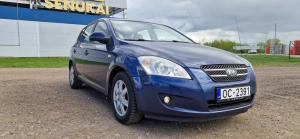Blue Kia Ceed 2009 in Daugavpils, with an engine capacity of 1.60 L and mileage of 286 thousand km for 2250 €, photo 8 on AUTOMOTO.COM.LV