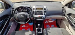 Blue Kia Ceed 2009 in Daugavpils, with an engine capacity of 1.60 L and mileage of 286 thousand km for 2250 €, photo 10 on AUTOMOTO.COM.LV