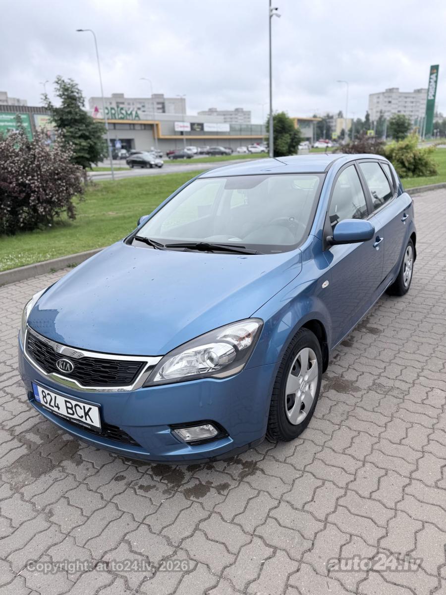 Blue Kia Ceed 2010 in Tallinn, with an engine capacity of 1.40 L and mileage of 79 thousand km for 3800 €, photo 3 on AUTOMOTO.COM.LV