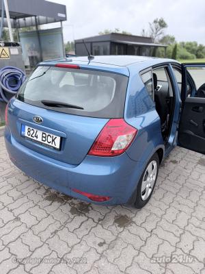 Blue Kia Ceed 2010 in Tallinn, with an engine capacity of 1.40 L and mileage of 79 thousand km for 3800 €, photo 4 on AUTOMOTO.COM.LV