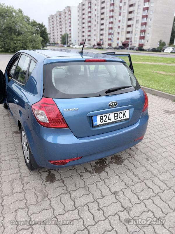 Blue Kia Ceed 2010 in Tallinn, with an engine capacity of 1.40 L and mileage of 79 thousand km for 3800 €, photo 4 on AUTOMOTO.COM.LV