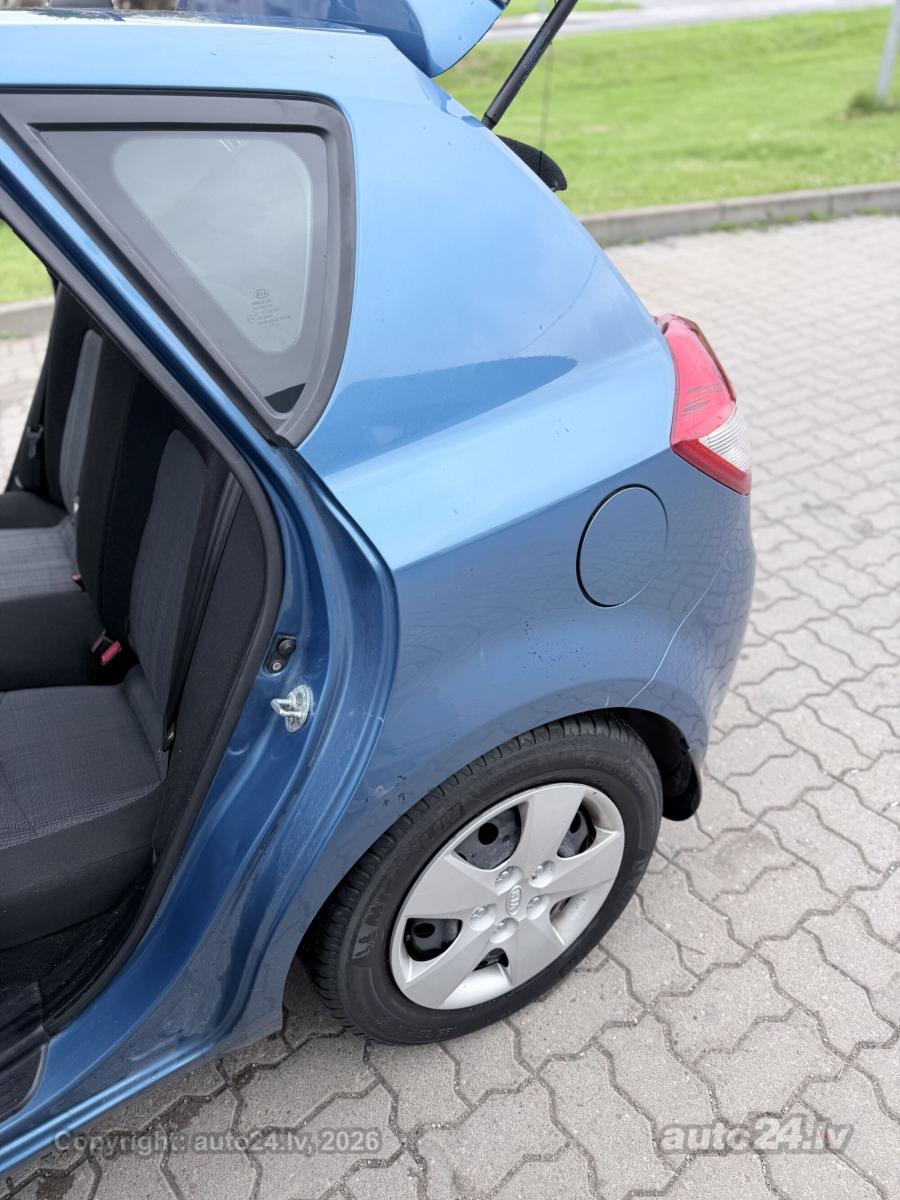 Blue Kia Ceed 2010 in Tallinn, with an engine capacity of 1.40 L and mileage of 79 thousand km for 3800 €, photo 6 on AUTOMOTO.COM.LV