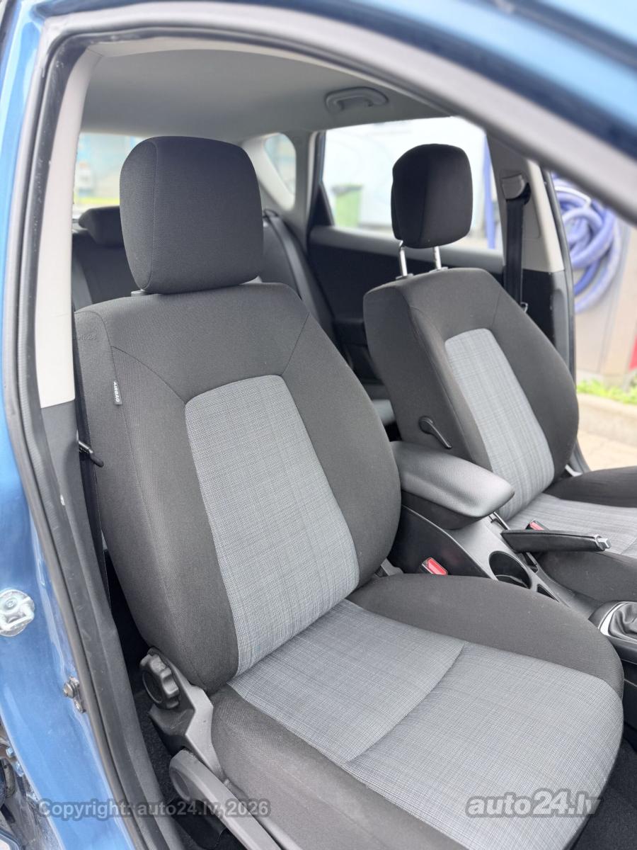 Blue Kia Ceed 2010 in Tallinn, with an engine capacity of 1.40 L and mileage of 79 thousand km for 3800 €, photo 11 on AUTOMOTO.COM.LV