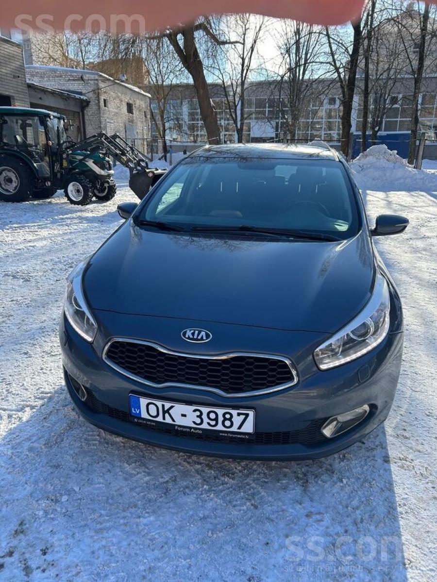 Zils Kia Ceed 2013 Rīga, ar dzinēja tilpumu 1.60 L un nobraukumu 218 tūkst. km par 4500 €, foto 1 vietnē AUTOMOTO.COM.LV