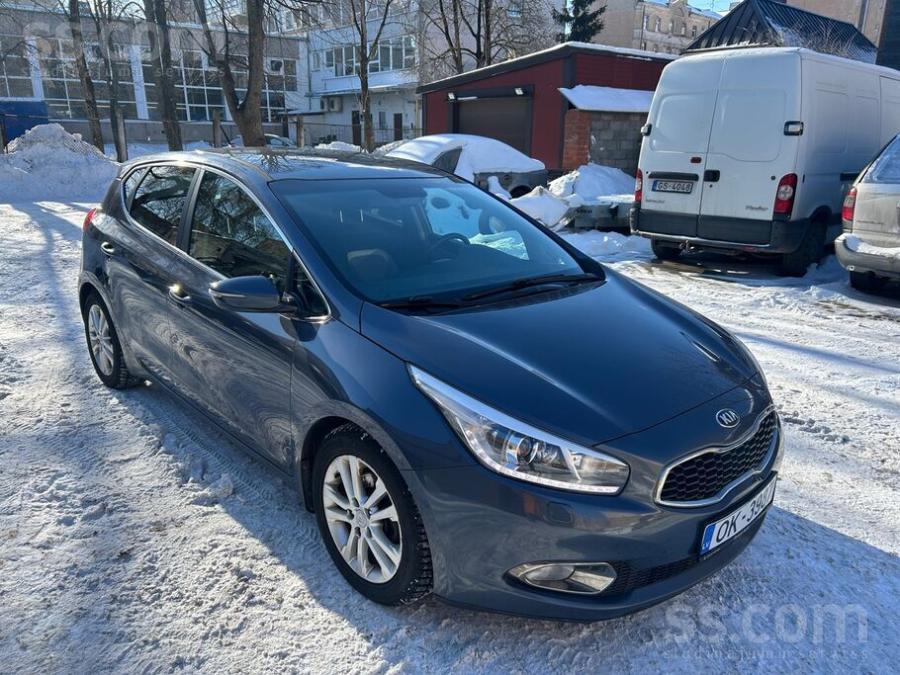 Zils Kia Ceed 2013 Rīga, ar dzinēja tilpumu 1.60 L un nobraukumu 218 tūkst. km par 4500 €, foto 4 vietnē AUTOMOTO.COM.LV