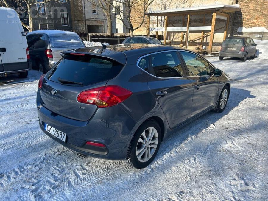 Zils Kia Ceed 2013 Rīga, ar dzinēja tilpumu 1.60 L un nobraukumu 218 tūkst. km par 4500 €, foto 5 vietnē AUTOMOTO.COM.LV