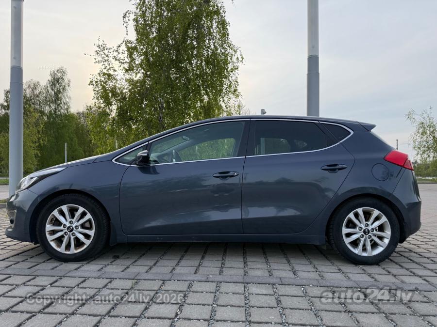 Zils Kia Ceed 2017 Tartu, ar dzinēja tilpumu 1.60 L un nobraukumu 173 tūkst. km par 11000 €, foto 5 vietnē AUTOMOTO.COM.LV