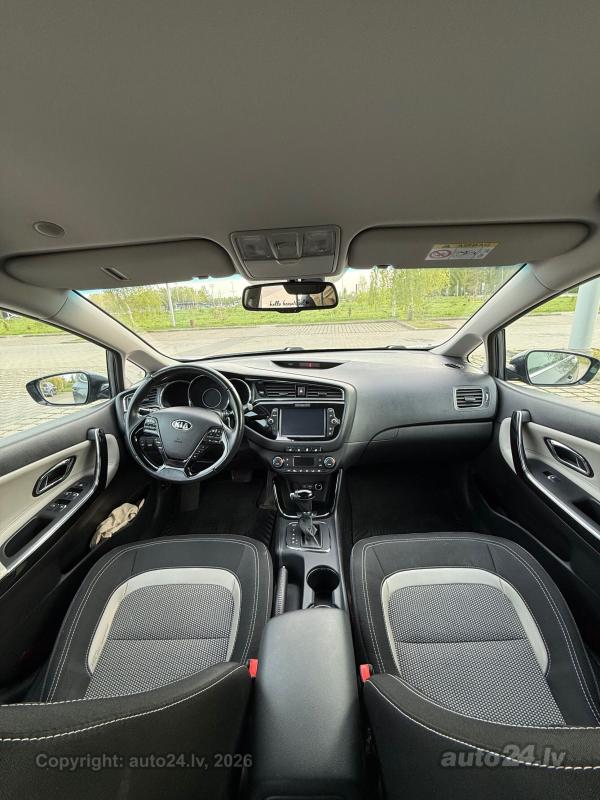 Zils Kia Ceed 2017 Tartu, ar dzinēja tilpumu 1.60 L un nobraukumu 173 tūkst. km par 11000 €, foto 9 vietnē AUTOMOTO.COM.LV