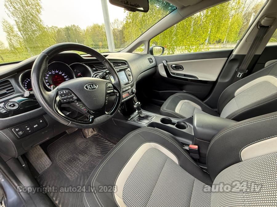 Zils Kia Ceed 2017 Tartu, ar dzinēja tilpumu 1.60 L un nobraukumu 173 tūkst. km par 11000 €, foto 12 vietnē AUTOMOTO.COM.LV