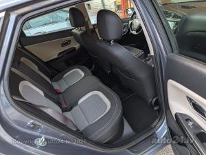 Blue Kia Ceed 2017 in Tallinn, with an engine capacity of 1.60 L and mileage of 93 thousand km for 11900 €, photo 13 on AUTOMOTO.COM.LV