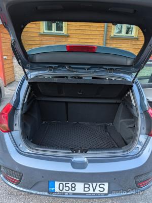 Blue Kia Ceed 2017 in Tallinn, with an engine capacity of 1.60 L and mileage of 93 thousand km for 11900 €, photo 14 on AUTOMOTO.COM.LV