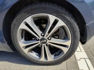 Blue Kia Ceed 2018 in Vilnius, with an engine capacity of 1.60 L and mileage of 185 thousand km for 7500 €, photo 7 on AUTOMOTO.COM.LV