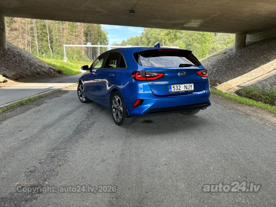 Blue Kia Ceed 2018 in Tallinn, with an engine capacity of 1.40 L and mileage of 100 thousand km for 12900 €, photo 3 on AUTOMOTO.COM.LV