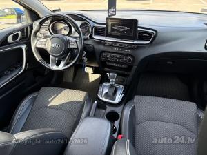 Blue Kia Ceed 2018 in Tallinn, with an engine capacity of 1.40 L and mileage of 100 thousand km for 12900 €, photo 5 on AUTOMOTO.COM.LV