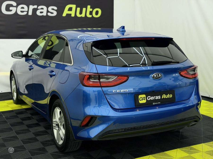 Zils Kia Ceed 2018 Viļņa, ar dzinēja tilpumu 1.60 L un nobraukumu 161 tūkst. km par 9950 €, foto 7 vietnē AUTOMOTO.COM.LV