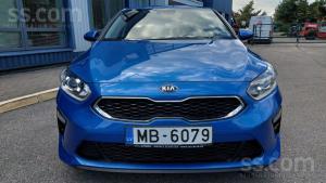 Blue Kia Ceed 2019 in Riga, with an engine capacity of 1.60 L and mileage of 71 thousand km for 8990 €, photo 14 on AUTOMOTO.COM.LV