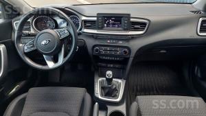 Blue Kia Ceed 2019 in Riga, with an engine capacity of 1.60 L and mileage of 71 thousand km for 8990 €, photo 16 on AUTOMOTO.COM.LV