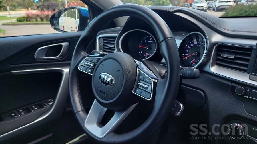 Blue Kia Ceed 2019 in Riga, with an engine capacity of 1.60 L and mileage of 71 thousand km for 8990 €, photo 20 on AUTOMOTO.COM.LV