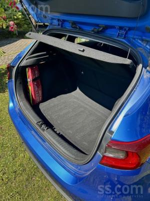 Blue Kia Ceed 2019 in Jurmala, with an engine capacity of 1.60 L and mileage of 141 thousand km for 8200 €, photo 12 on AUTOMOTO.COM.LV