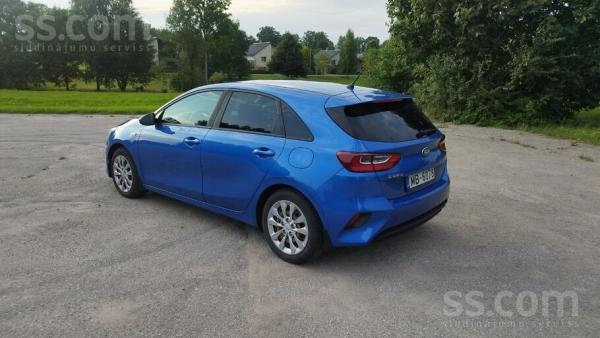 Blue Kia Ceed 2019 in Tukums, with an engine capacity of 1.60 L and mileage of 176 thousand km for 8600 €, photo 4 on AUTOMOTO.COM.LV