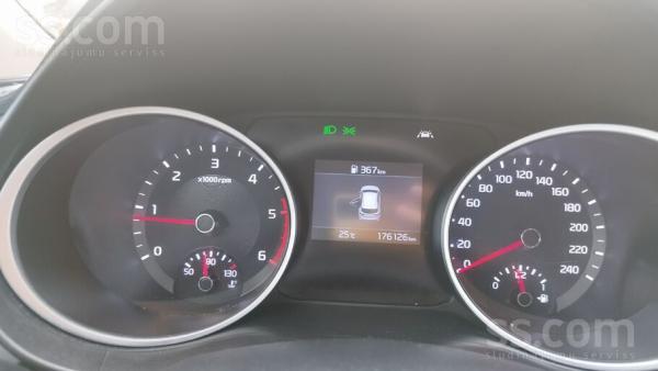 Blue Kia Ceed 2019 in Tukums, with an engine capacity of 1.60 L and mileage of 176 thousand km for 8600 €, photo 8 on AUTOMOTO.COM.LV