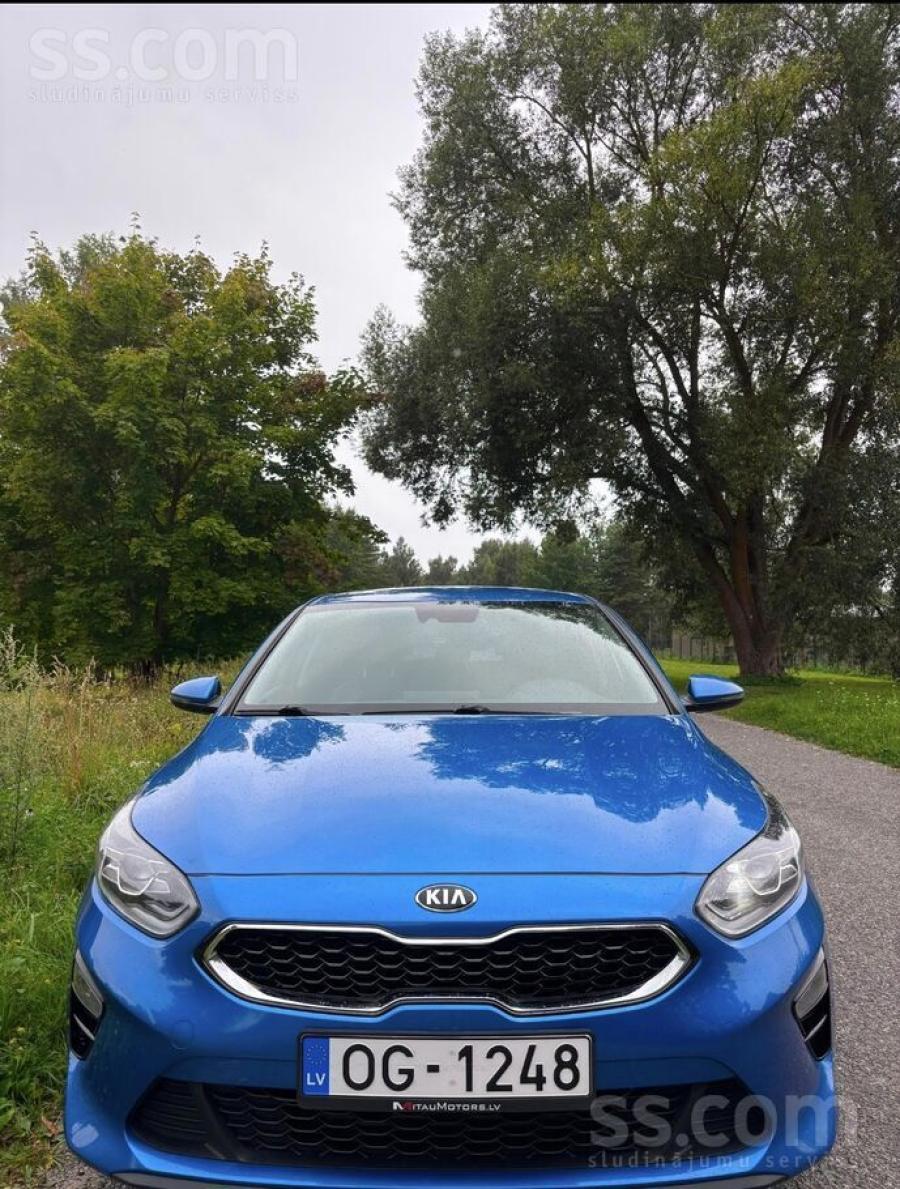 Blue Kia Ceed 2019 in Riga, with an engine capacity of 1.40 L and mileage of 108 thousand km for 13000 €, photo 1 on AUTOMOTO.COM.LV