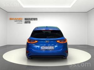Zils Kia Ceed 2019 Rīga, ar dzinēja tilpumu 1.60 L un nobraukumu 97 tūkst. km par 12990 €, foto 6 vietnē AUTOMOTO.COM.LV