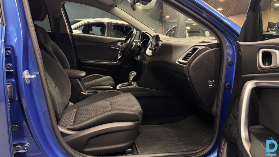 Blue Kia Ceed 2020 in Marupe, with an engine capacity of 1.40 L and mileage of 120 thousand km for 11990 €, photo 7 on AUTOMOTO.COM.LV