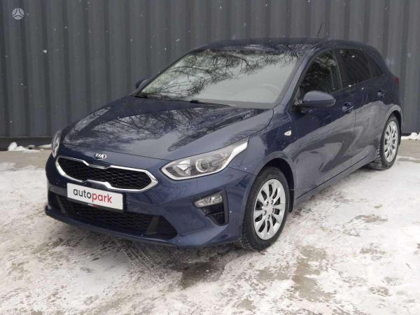 Blue Kia Ceed 2020 in Vilnius, with an engine capacity of 1.00 L and mileage of 102 thousand km for 9990 €, photo 1 on AUTOMOTO.COM.LV