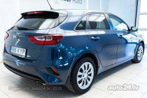 Blue Kia Ceed 2020 in Johvi, with an engine capacity of 1.60 L and mileage of 73 thousand km for 11000 €, photo 6 on AUTOMOTO.COM.LV