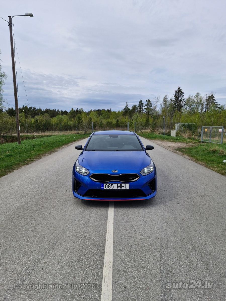 Blue Kia Ceed 2020 in Tallinn, with an engine capacity of 1.60 L and mileage of 114 thousand km for 19000 €, photo 1 on AUTOMOTO.COM.LV